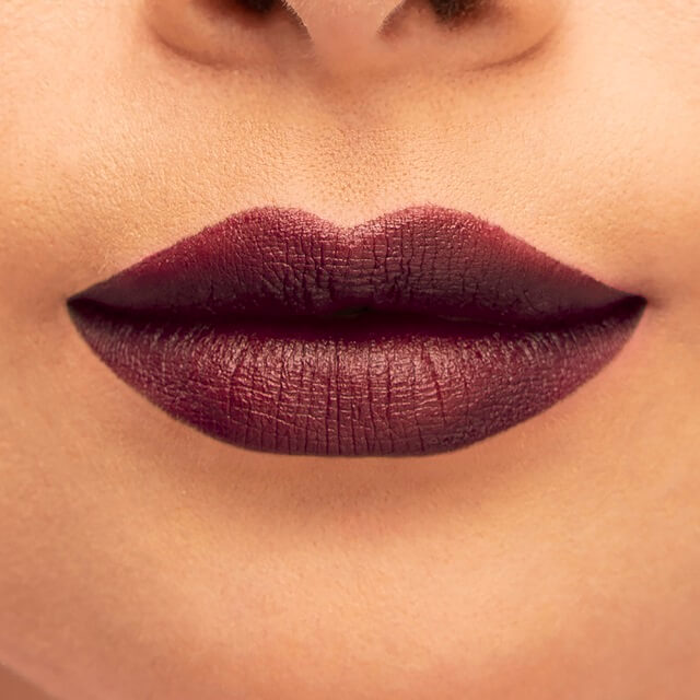 Labial mate Vogue Super Fantastic Color - Sergio Perfumerias